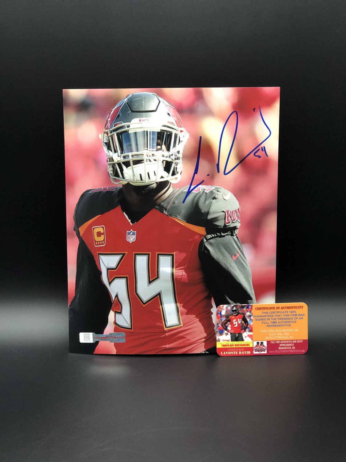 Lavonte David Tampa Bay Buccaneers Autographed 8x10 Photograph
