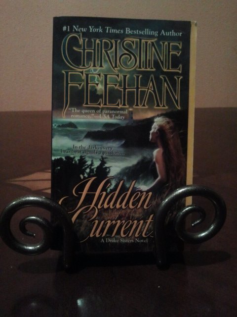 Hidden Currents (Drake Sisters, Book 7) by Christine Feehan [Paperback]