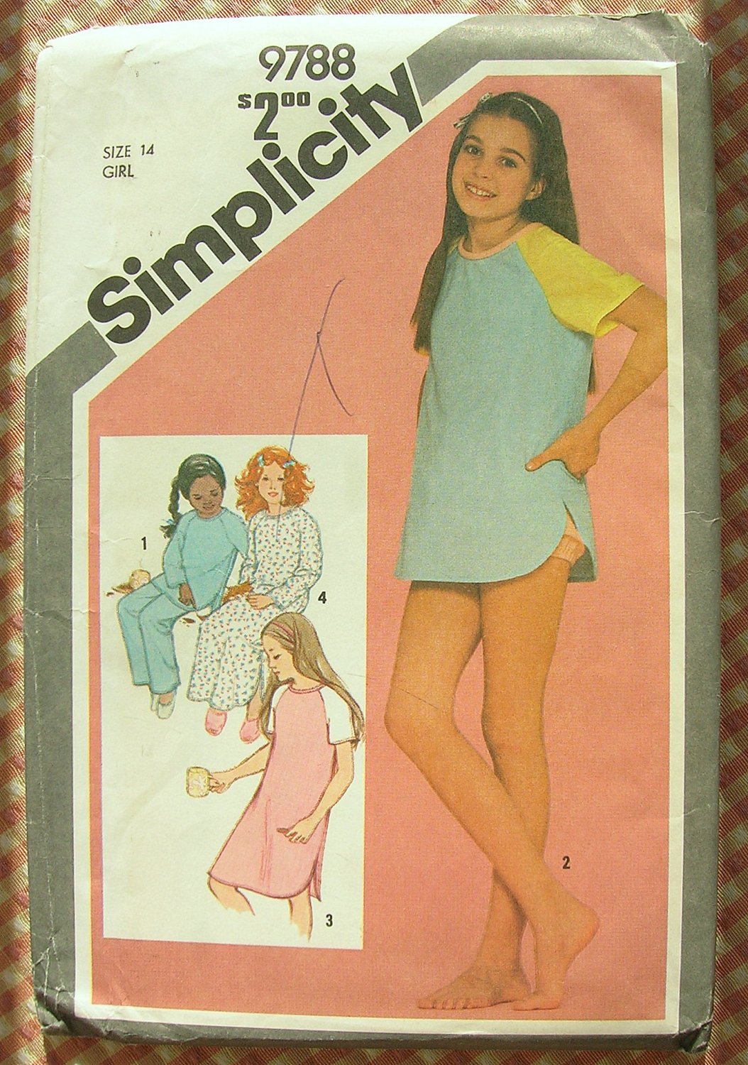 Girls' Nightshirt Vintage 70s Sewing Pattern Simplicity 9788