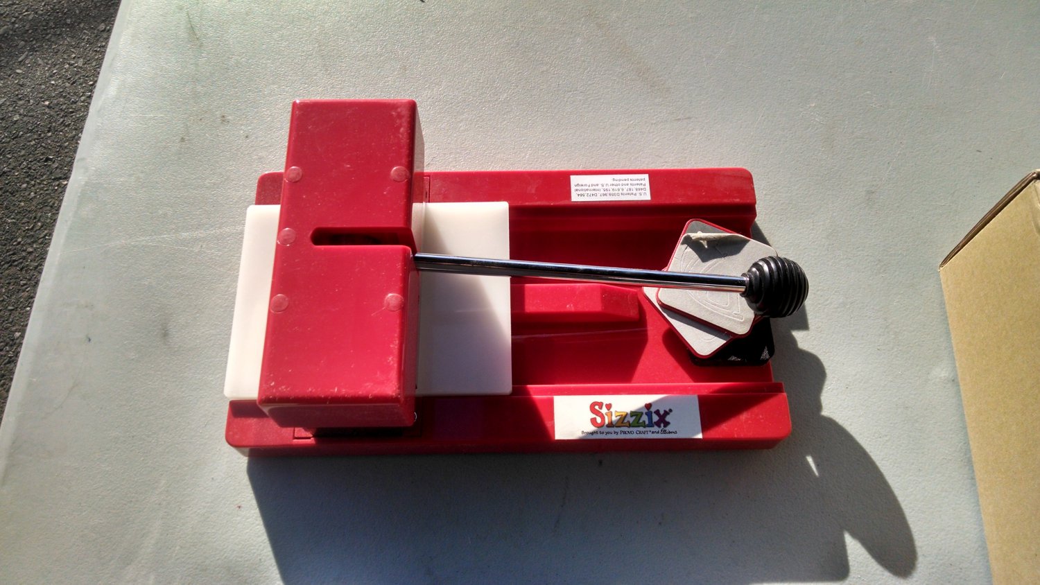 $80 Sizzix Personal Die-Cutter System Die Cutting Machine