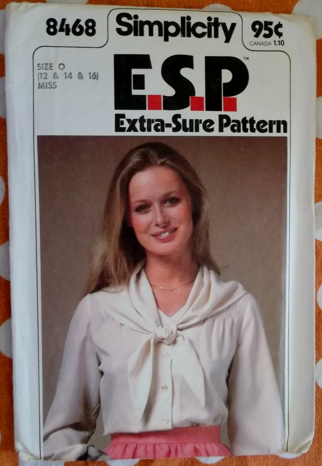 Simplicity 8468 Misses Tucked Blouse and Scarf Sewing Pattern, Sizes 12 14 16, Uncut