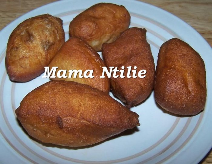 Mandazi ya Nazi (Coconut buns)