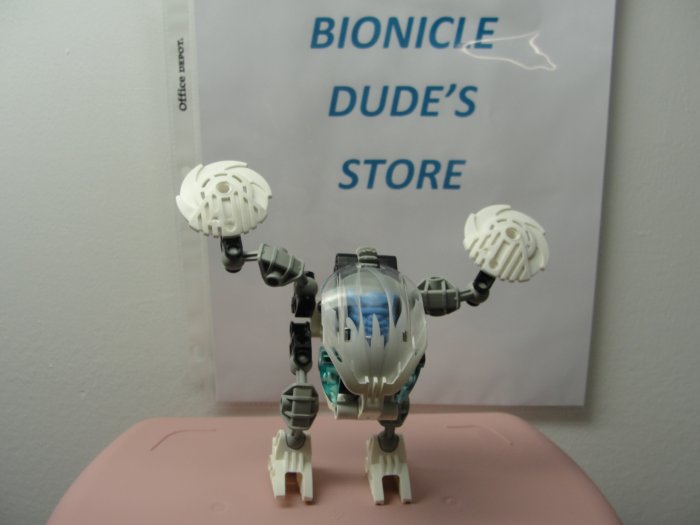 BIONICLE 8565 BOHROK KOHRAK figure 100% complete 2002
