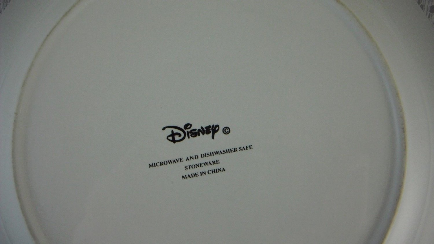 Disney Minnie Mouse Dinner Plate Stoneware Collection Housewares tblmn1