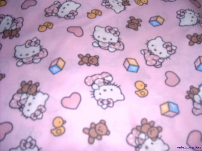 MadieBs Pink Hello Kitty Crib/Toddler Bed Sheet Set