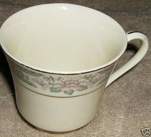 Budlet Fine Two China Ivory Cups