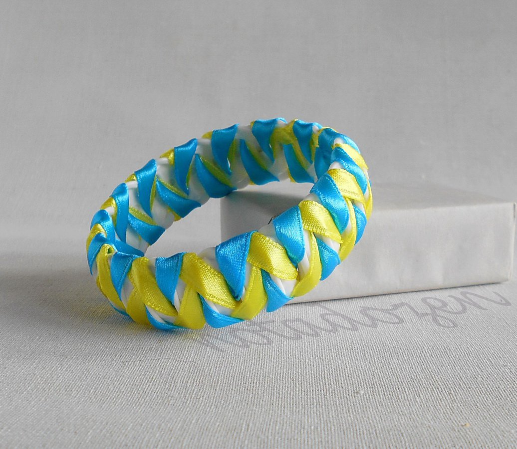 Upcycled Plastic rings of Bottle caps bracelet Blue&Yellow ribbon ...