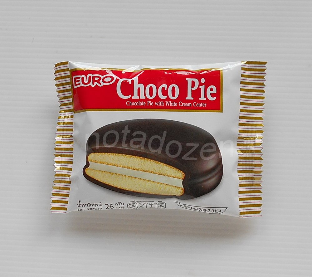 "Euro Choco Pie" Chcolate pie with white cream center 6x26 grams