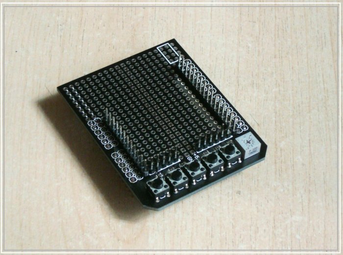 Arduino Compatible shield with LCD trimmer and 5 Push Button