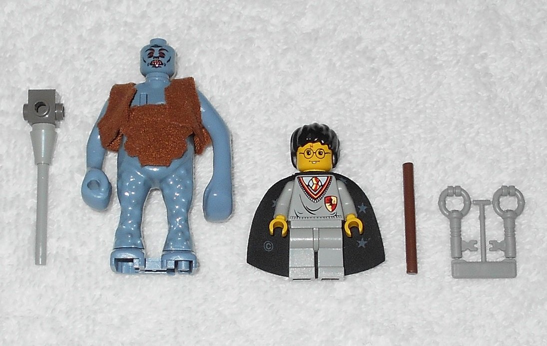 LEGO 4712 - Troll On The Loose - Complete Set With Instructions & Box ...