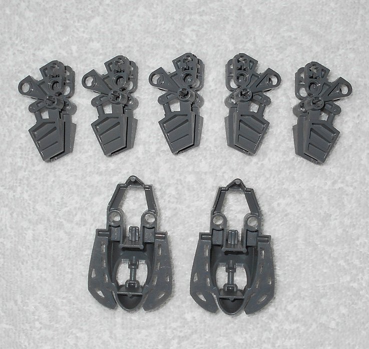 LEGO Bionicle - (x7) Various Feet - Dark Bluish Gray - Parts # 32475 ...