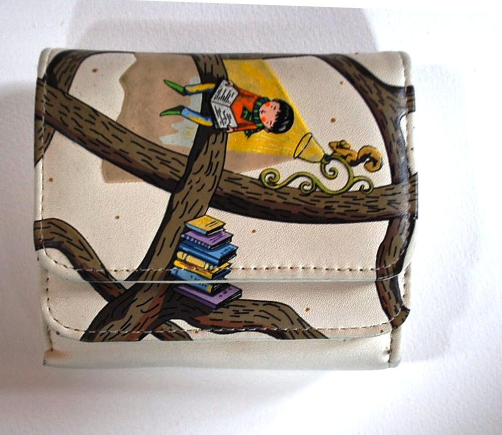Jimmy Liao white wallet, Jimmy S.P.A., with cardtag, and lovely printed ...