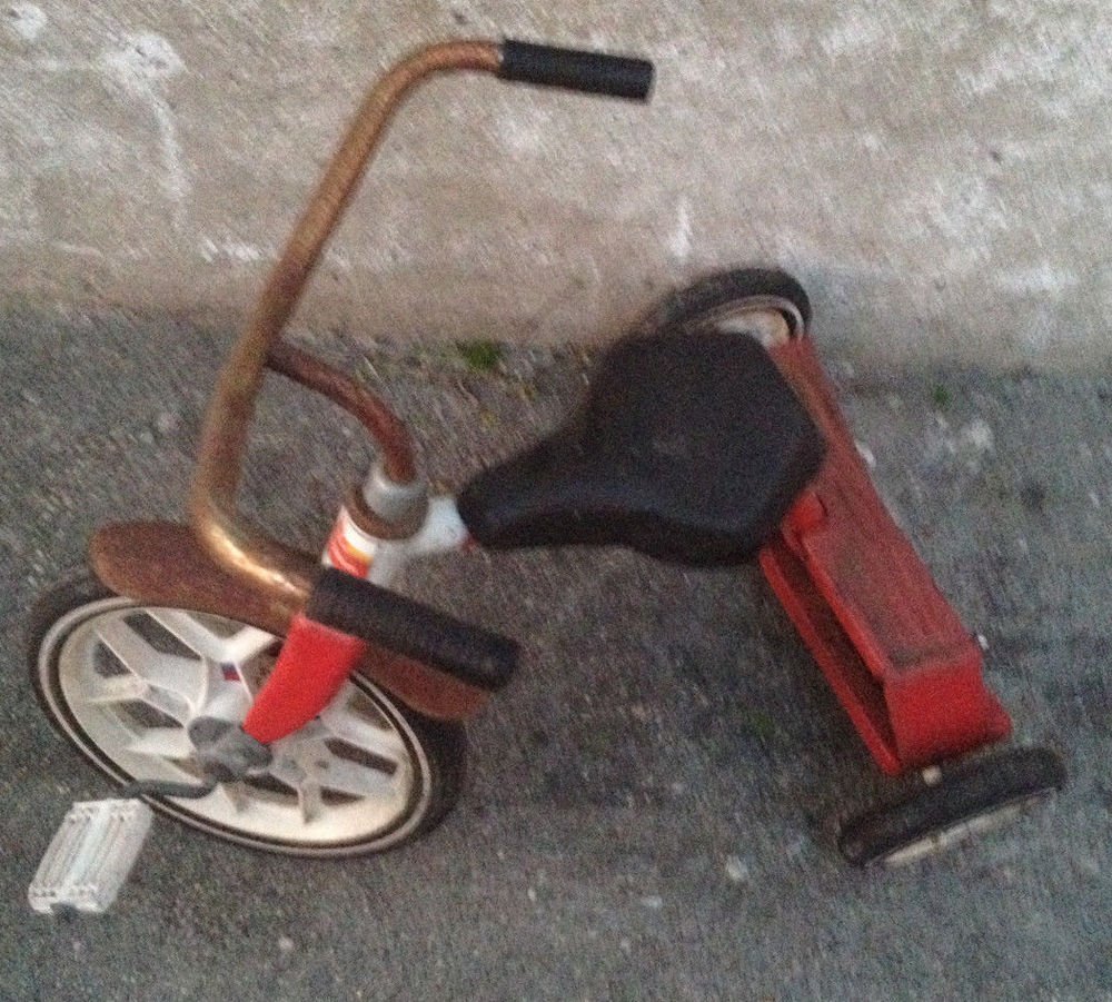 Vintage Hedstrom Red Metal Tricycle Child's Bike Bicycle Model 3916