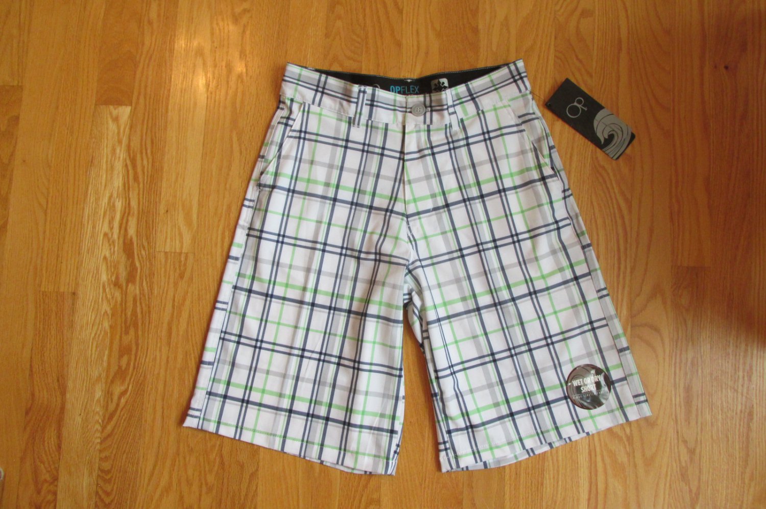 OP OCEAN PACIFIC MEN'S SIZE 28 - 30 SHORTS WHITE NAVY & GREEN PLAID ...