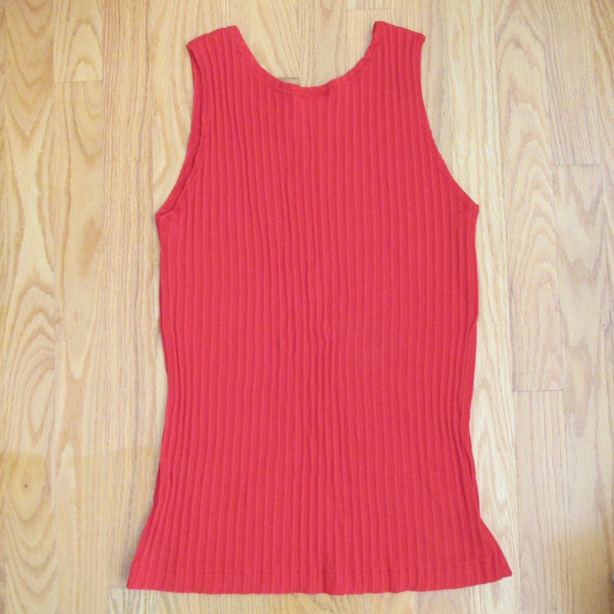 SIMPLY BASIC WOMEN'S SIZE RED ROUND NECK TANK TOP SLEEVELESS RIBBED ...