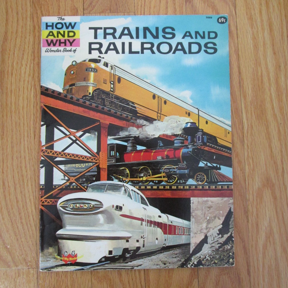 HOW AND WHY WONDER BOOK OF TRAINS AND RAILWAYS ROBERT SCHARFF GROSSET ...