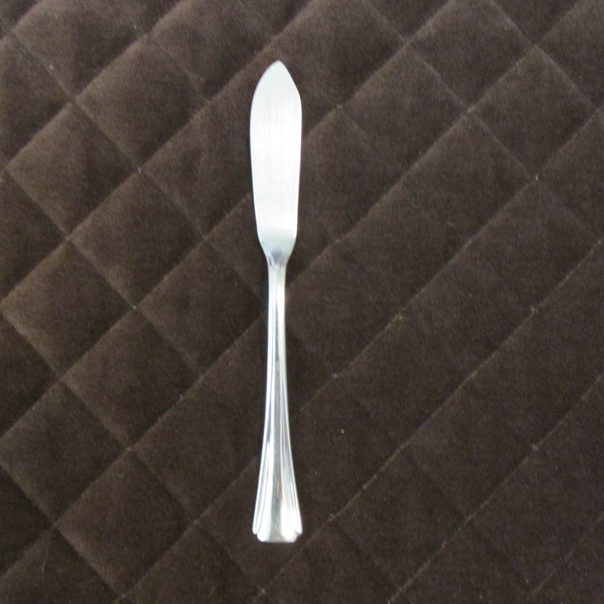 Oneida Deluxe Stainless Flatware Bordeaux Teaspoon Knife Silverware