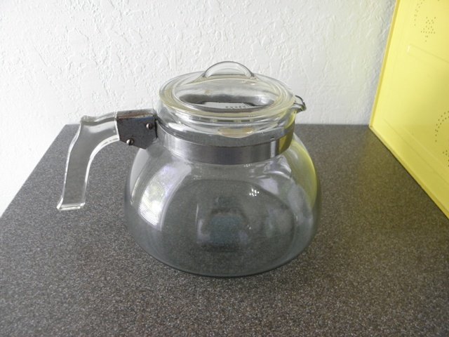 Pyrex Kettle Large Pot