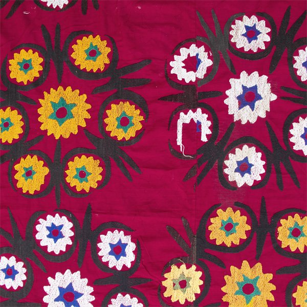 VINTAGE UZBEK EMBROIDERY SURKHANDARYA SUZANI 1288