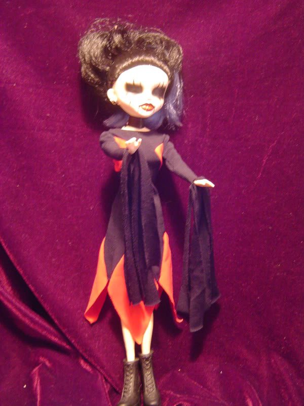 Bleeding Edge BEGOTHS Goth Doll begoth Sexy SINSTRESS