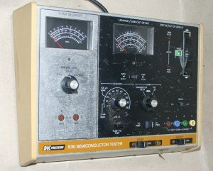 B+K Precision Semiconductor Tester Model 530 Dynascan Corporation