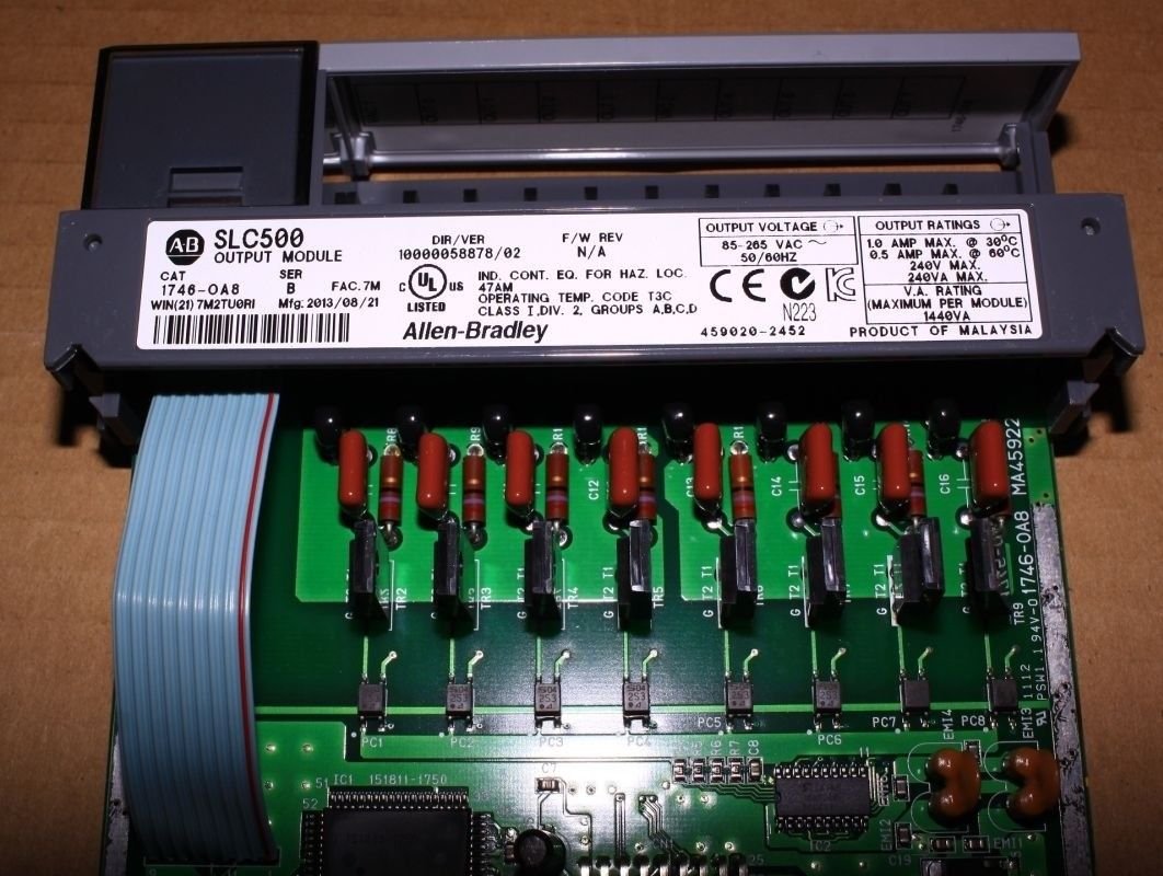 AB Allen Bradley SLC500 PLC+UIC CABLE 1746-A4 Rack+OA8, IA8, IA4, P1 ...