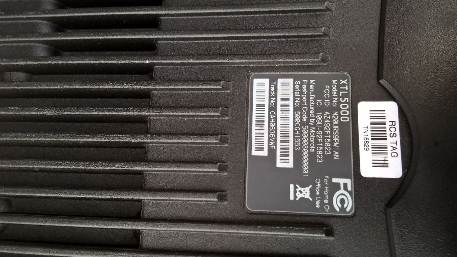 Motorola Astro XTL5000 M20URS9PW1AN 700/800MHZ UHF Digital Radio XTL 5000