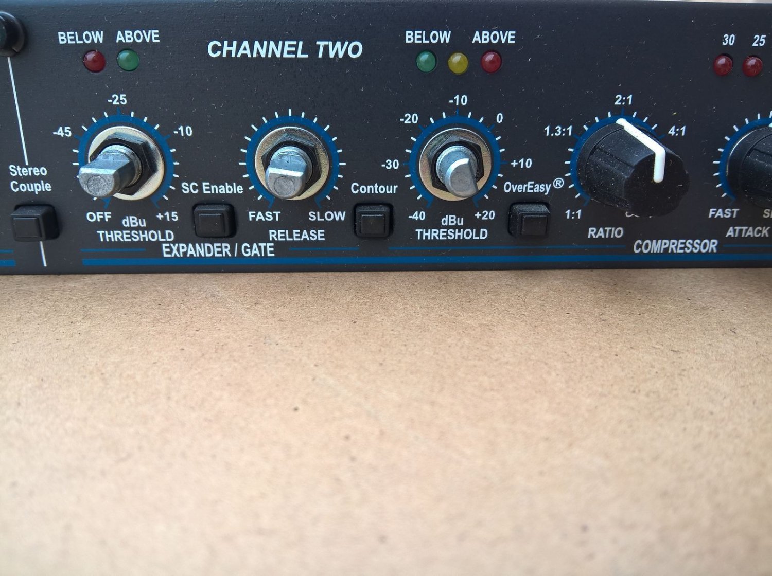 dbx 166xl Compressor/Limiter/Gate 166 XL Twin Dual 2-Channel