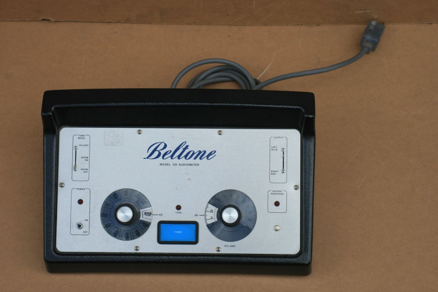 BELTONE Screening AUDIOMETER MODEL 109 Hearing Tester