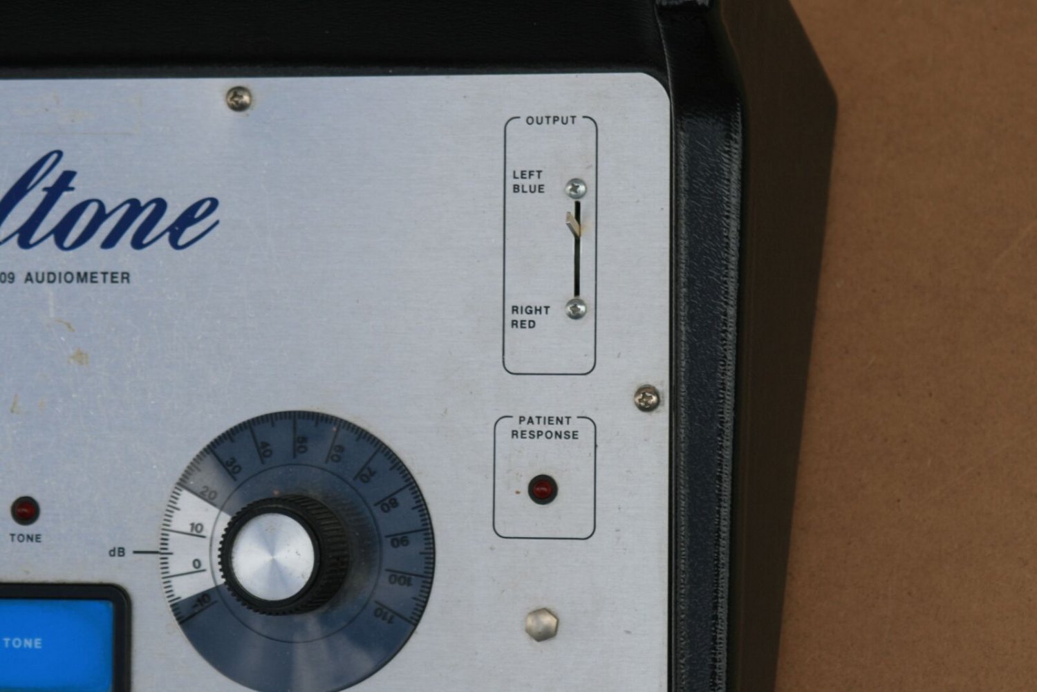 BELTONE Screening AUDIOMETER MODEL 109 Hearing Tester