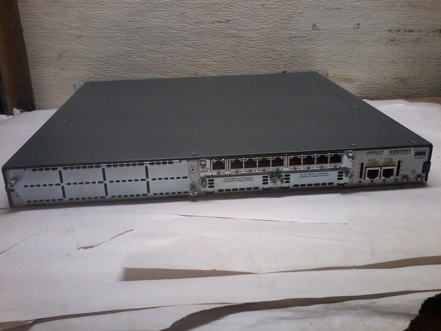 Cisco 2811-DC Terminal Access Server Router w/HWICD 9ESW module+DC ...