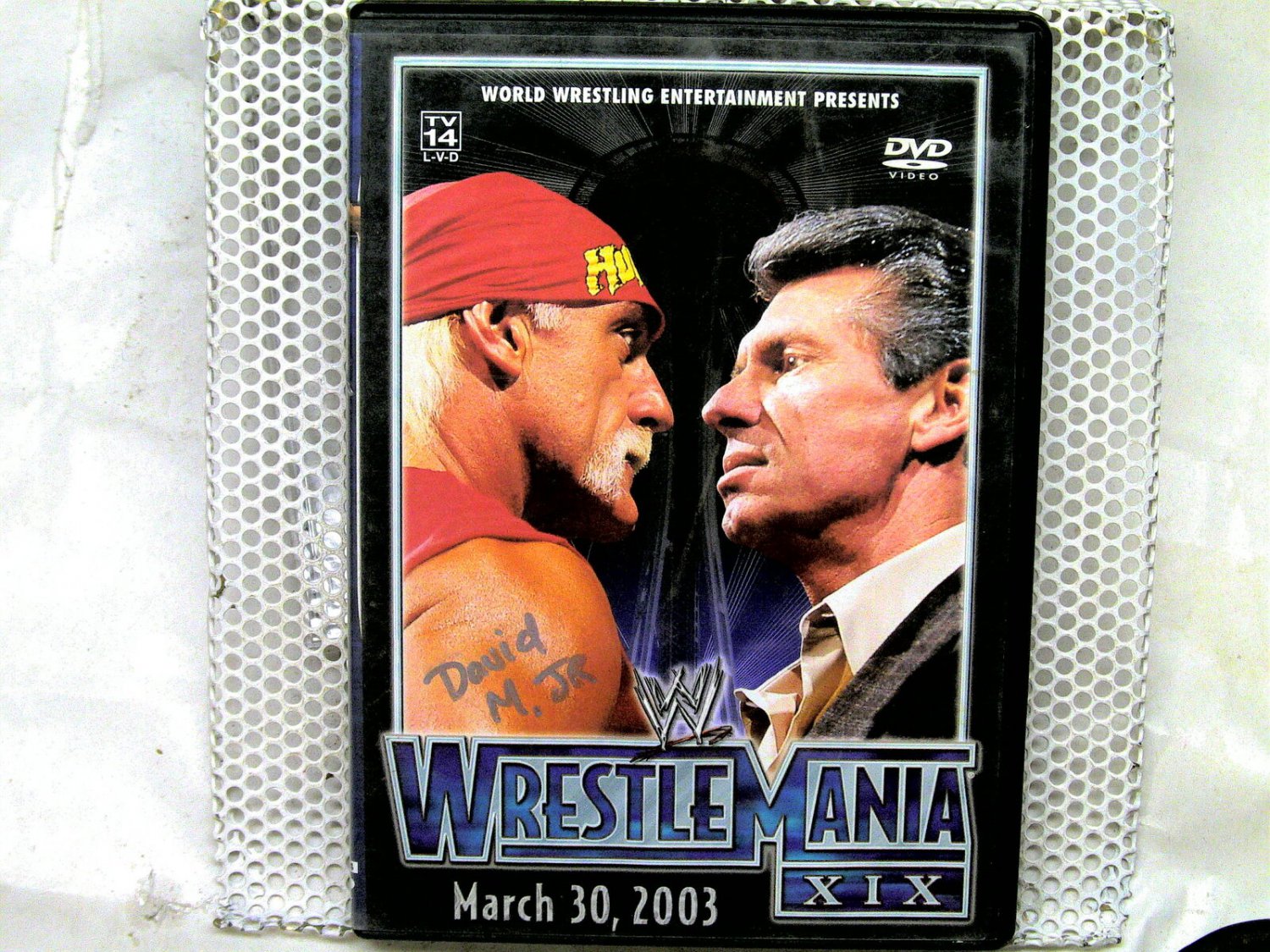 WWE: WrestleMania XIX Signed dvd RARE David M. JR