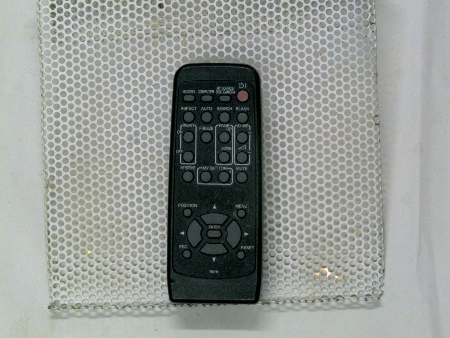 Hitachi R016 Factory Original Projector Remote CP-X2020, CP-X301, CP ...
