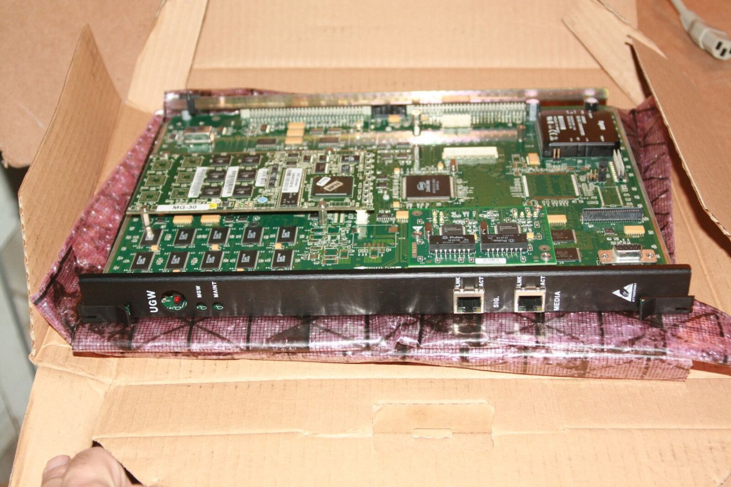 Tadiran Flexicom 19" UGW - 72449247100 w/MG-30 Circuit Module Card ...