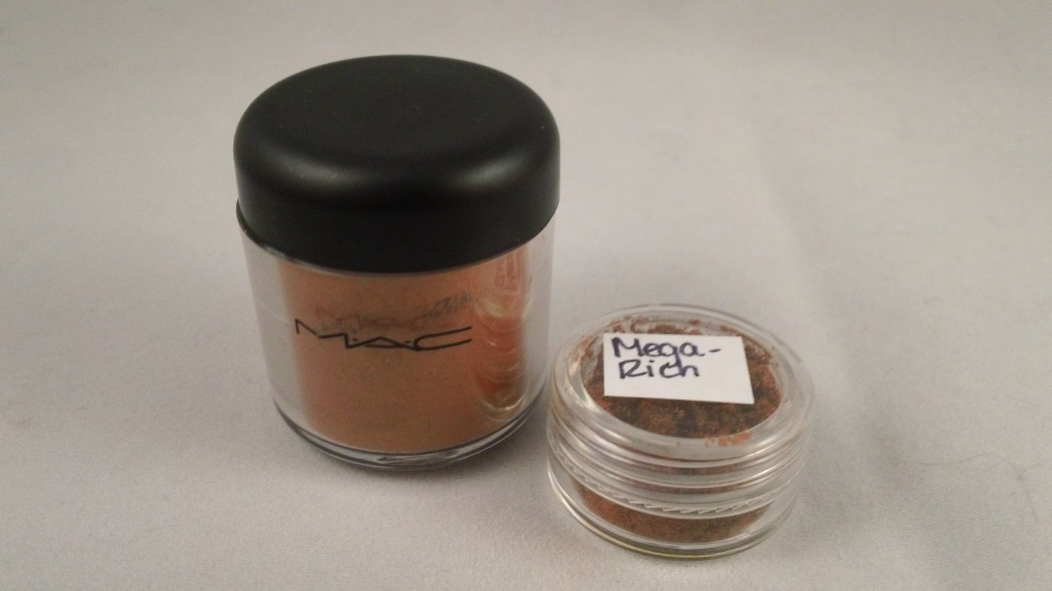 MAC Pigment Powder sample 1/2 tsp jar eye shadow Mega-Rich