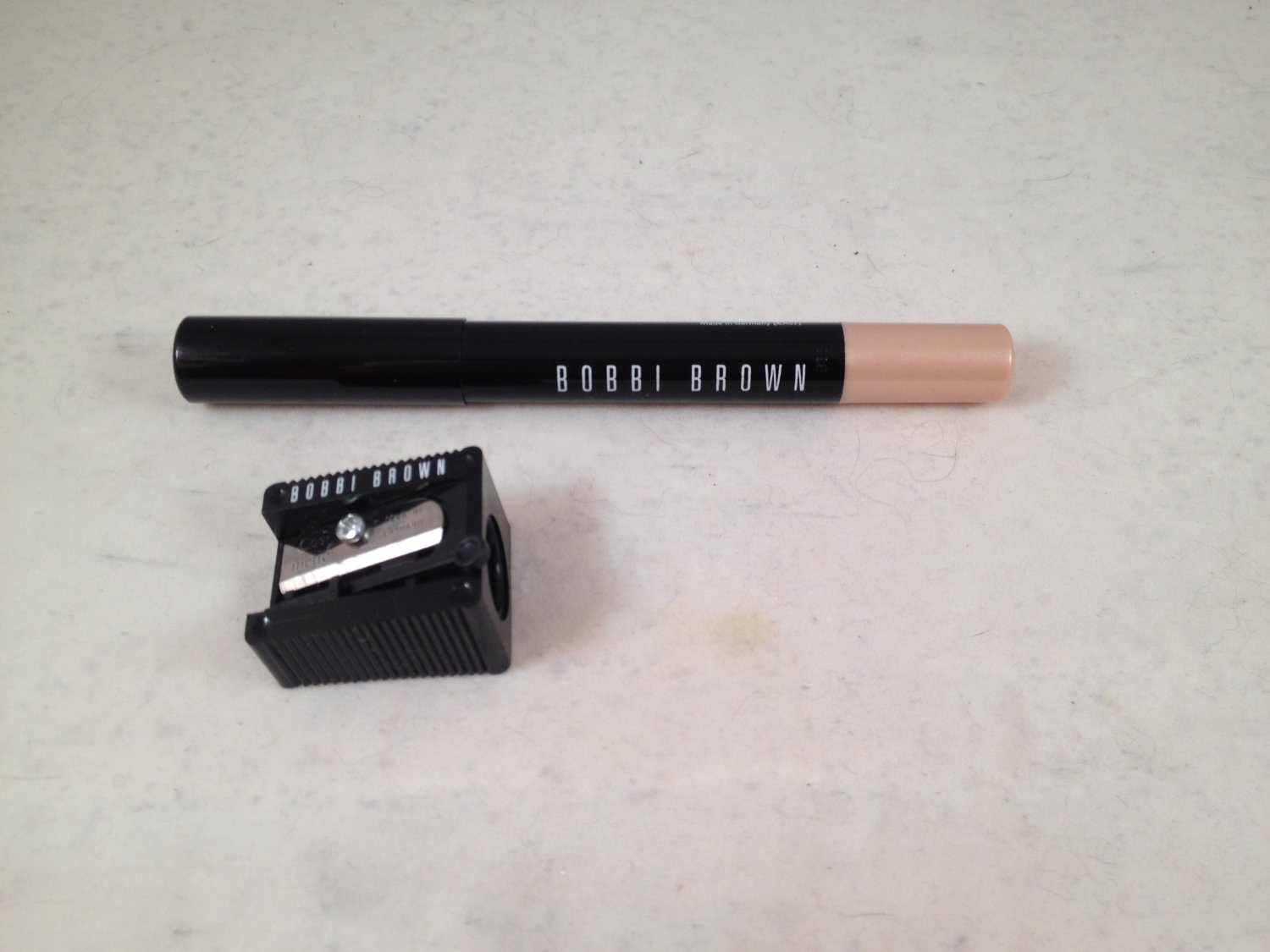 Bobbi Brown Retouching Face Pencil Illuminate 1 with sharpener Highlighter