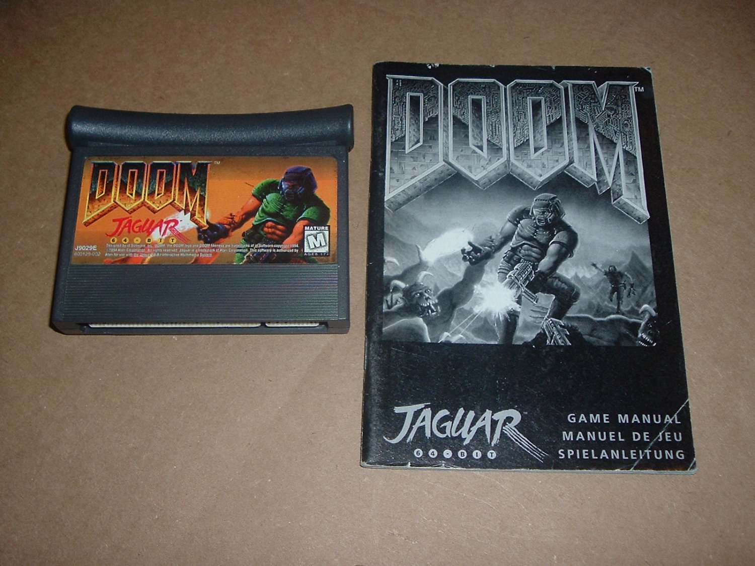 Doom (Atari Jaguar) GAME WITH MANUAL and BONUS CODES, great first ...