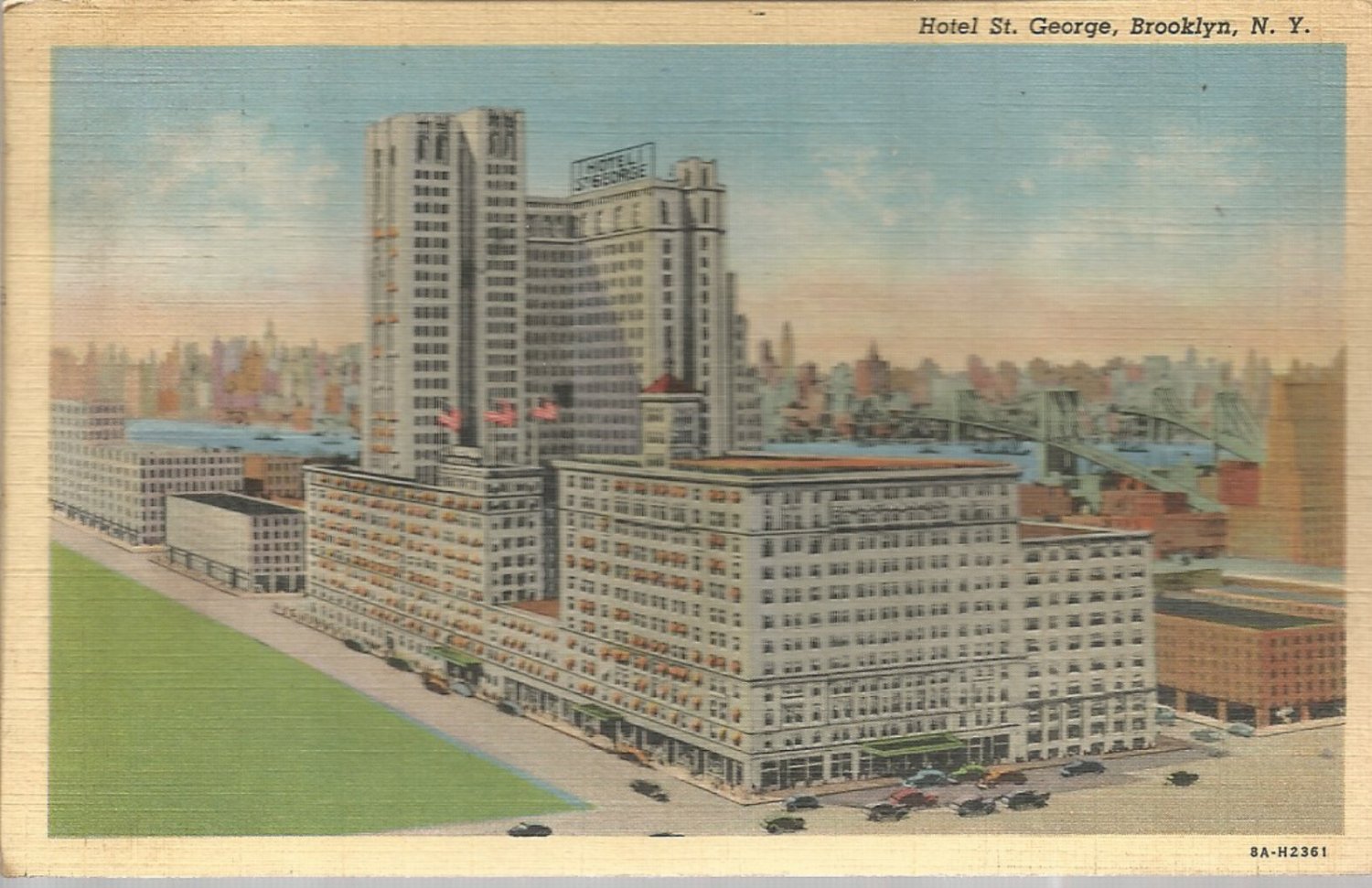Hotel St. George, Brooklyn, N.Y. postcard (#166)