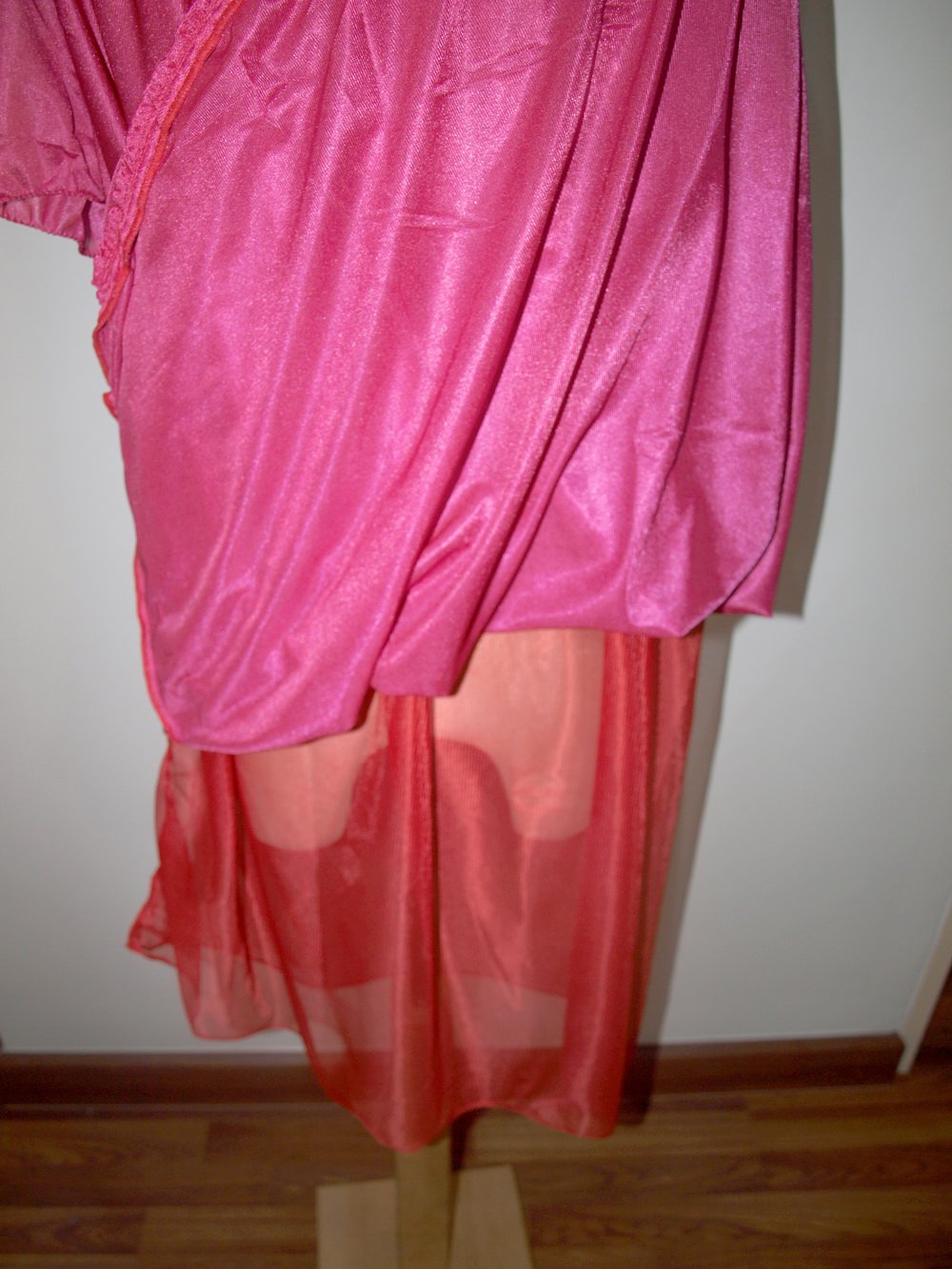 VINTAGE SHEER NYLON SLEEP WEAR, LACE DETAIL Raspberry COLOR,WOMENS ...