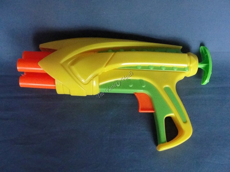 Buzz Bee Toys Air Blaster Foam Dart Guns 2004