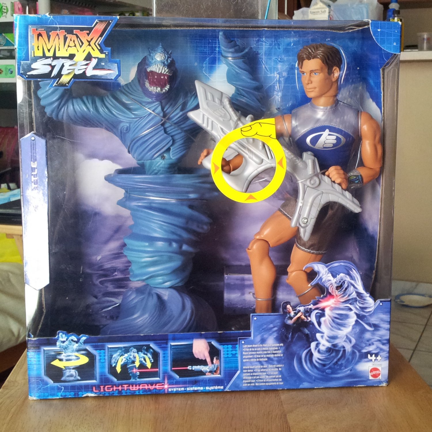 Mattel Max Steel Tornado Battle Set Elementor and Max Figures Lightwave ...