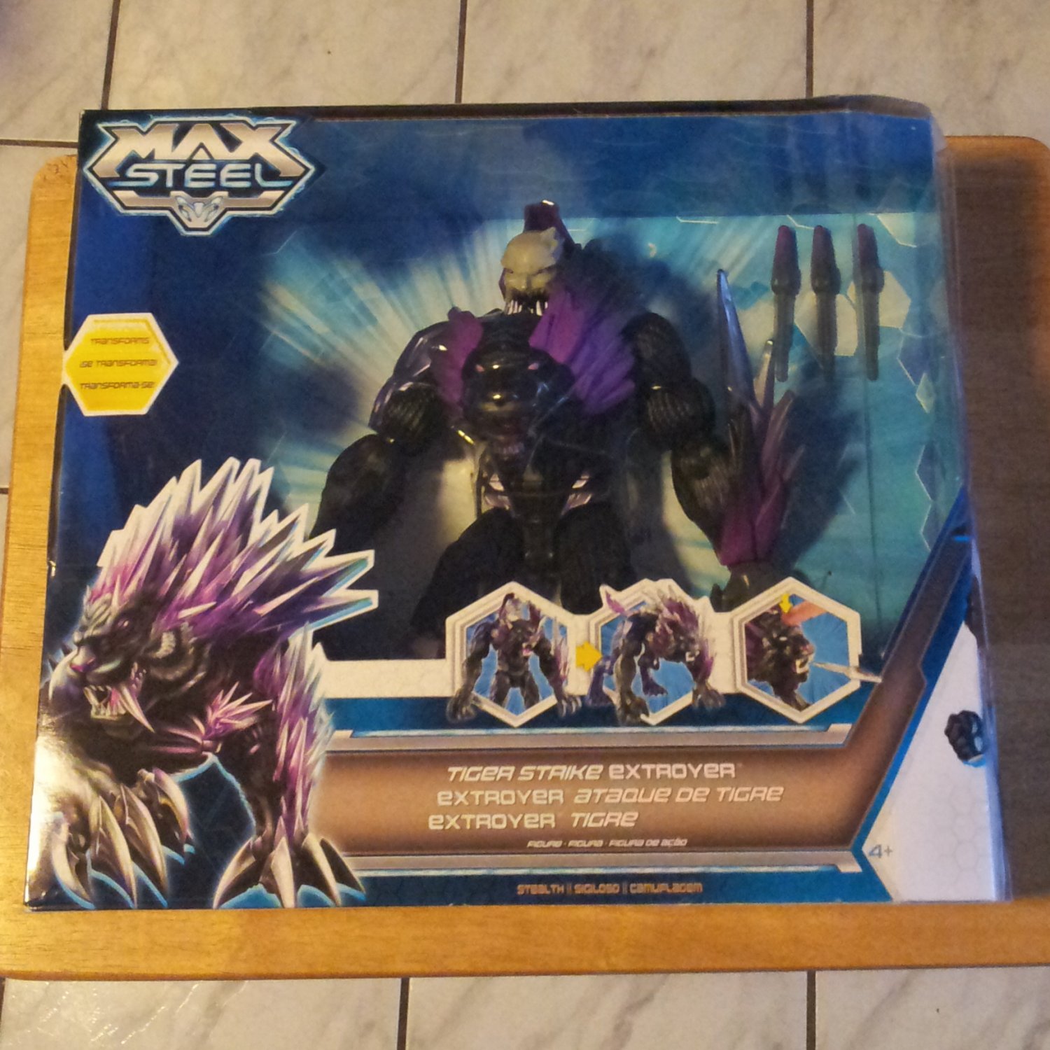 Mattel Max Steel Tiger Strike Extroyer New Series