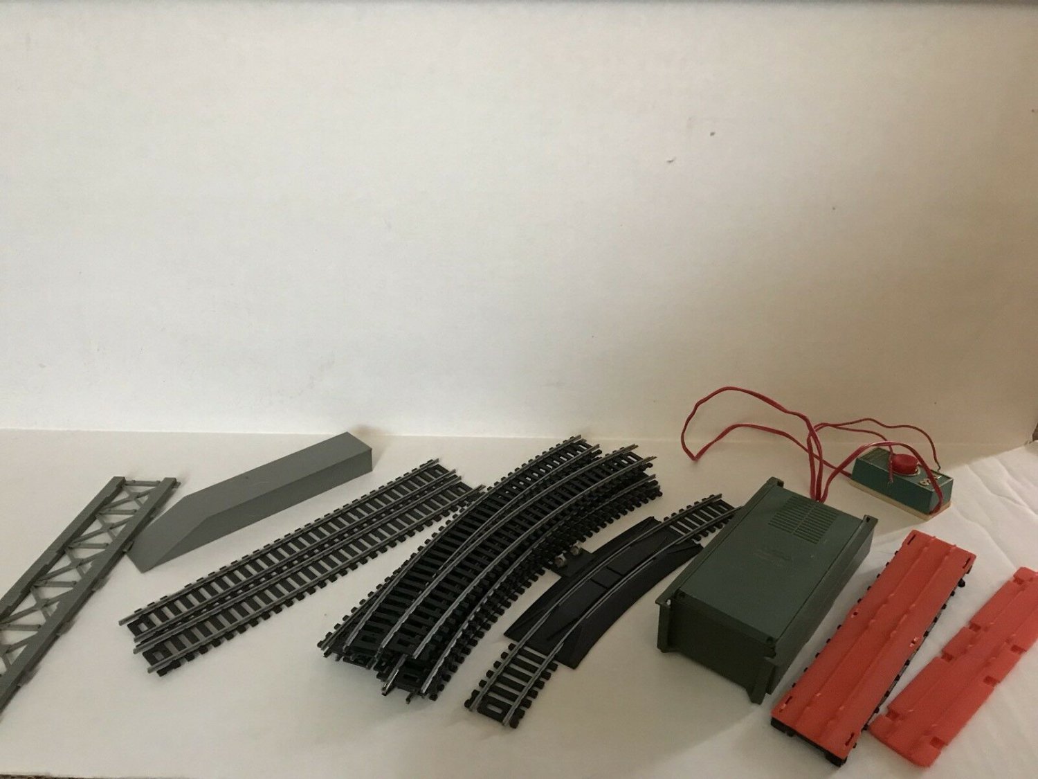 Vintage Tyco Train Tracks Whistle Trailer Car Parts Hong Kong