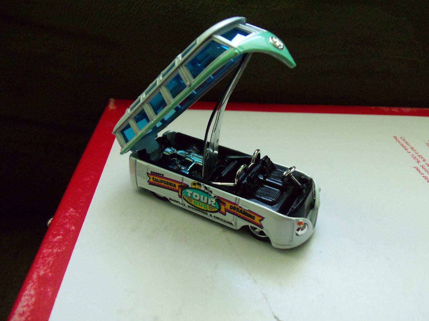 100% Hot Wheels VW Vintage Micro Bus Loose