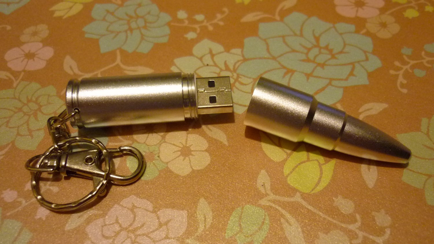 4GB COOL SILVER BULLET Flash Memory Stick Thumb Drive