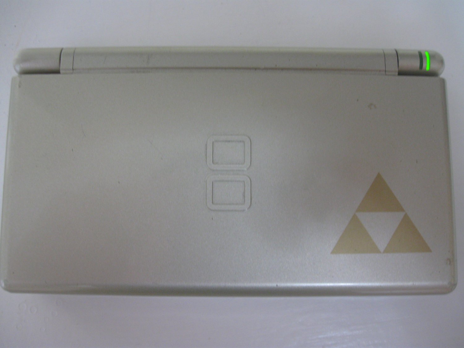 Nintendo DS Lite Zelda Triforce Gold Edition
