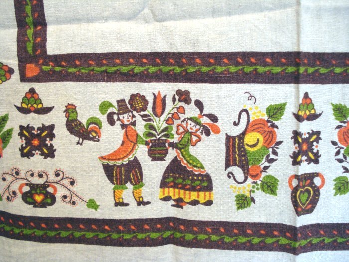 Parisian Prints linen tablecloth colonial motif vintage linens hc1375