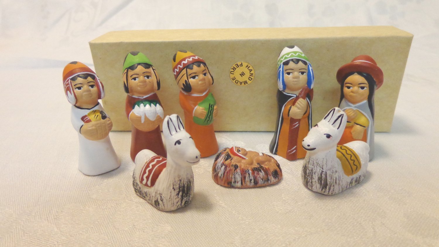 Miniature nativity clay 8 pieces primitive handmade in Peru boxed set ...