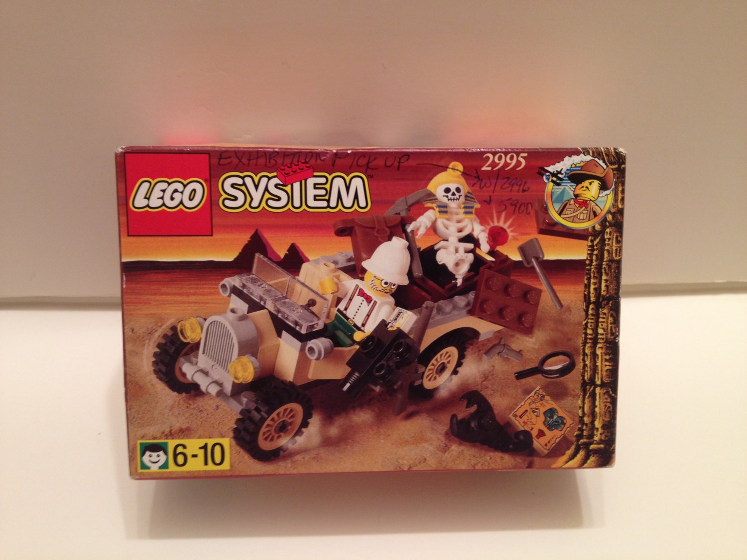 LEGO System 2995 Adventurers Car, Skelton & More Exhibition Pick Up ...