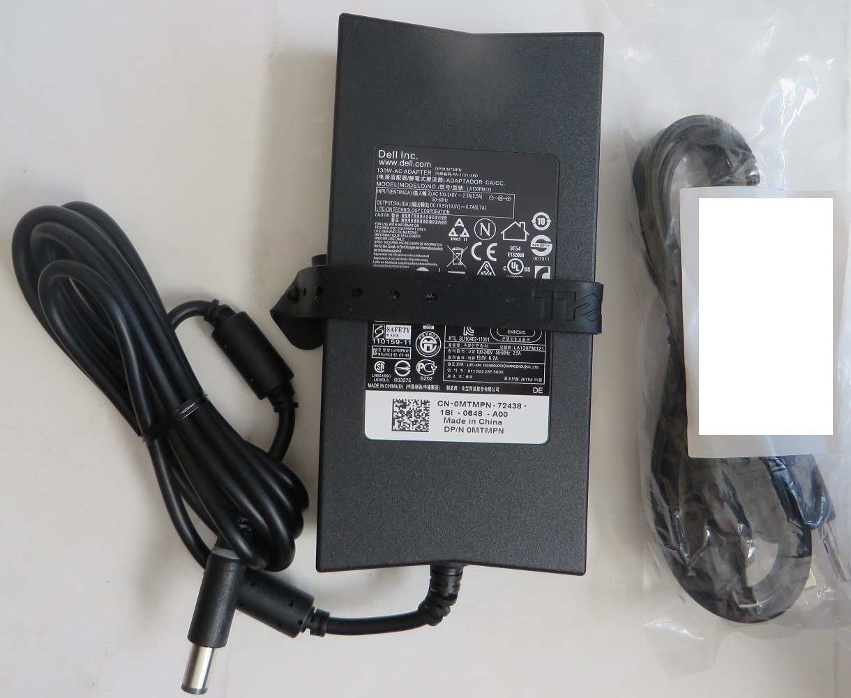 Original OEM DELL LA130PM121 MTMPN 19.5V 6.7A 130W Notebook Ac Adapter